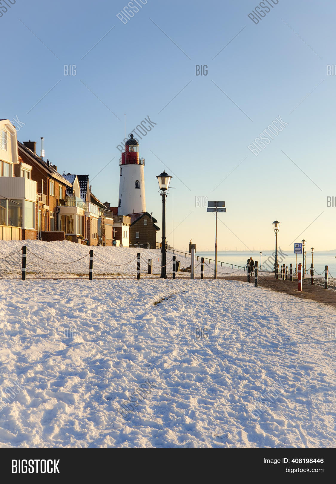 Snow Covered Beach Image & Photo (Free Trial) | Bigstock