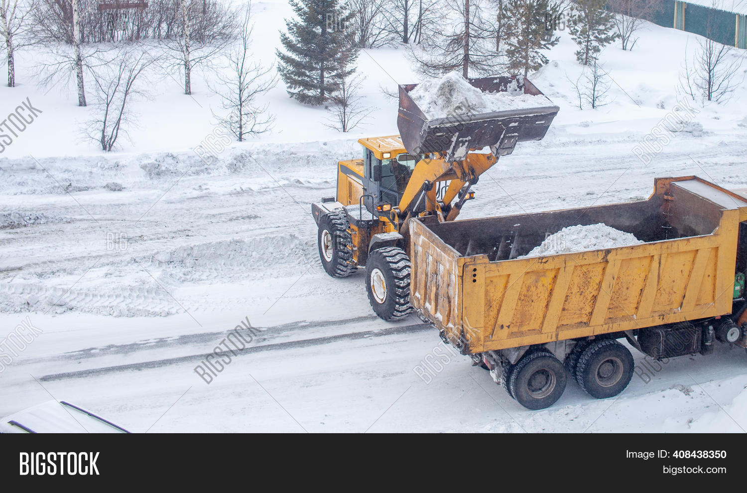 Big Yellow Tractor Image & Photo (Free Trial) | Bigstock