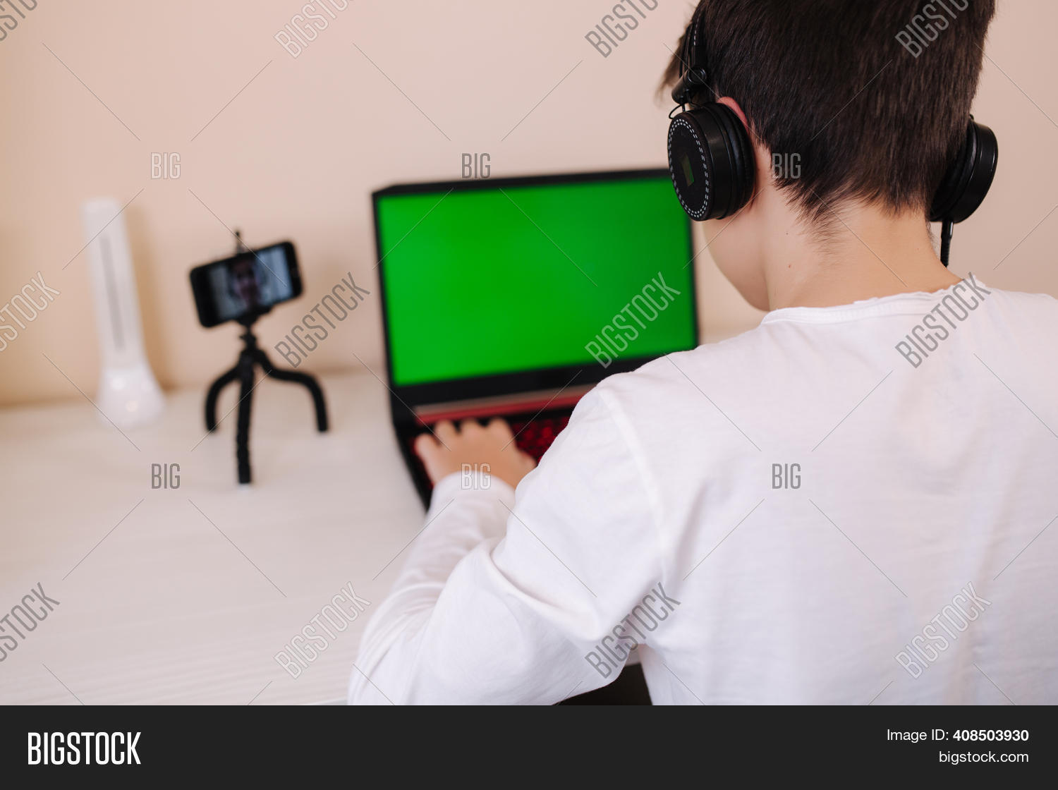 Back View Young Boy Image & Photo (Free Trial) | Bigstock