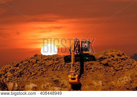Excavators Digging Image & Photo (Free Trial) | Bigstock