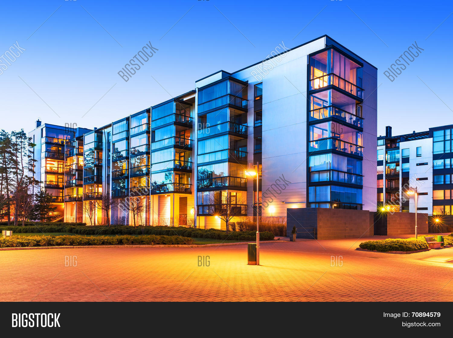 Modern Real Estate Image & Photo (Free Trial) | Bigstock