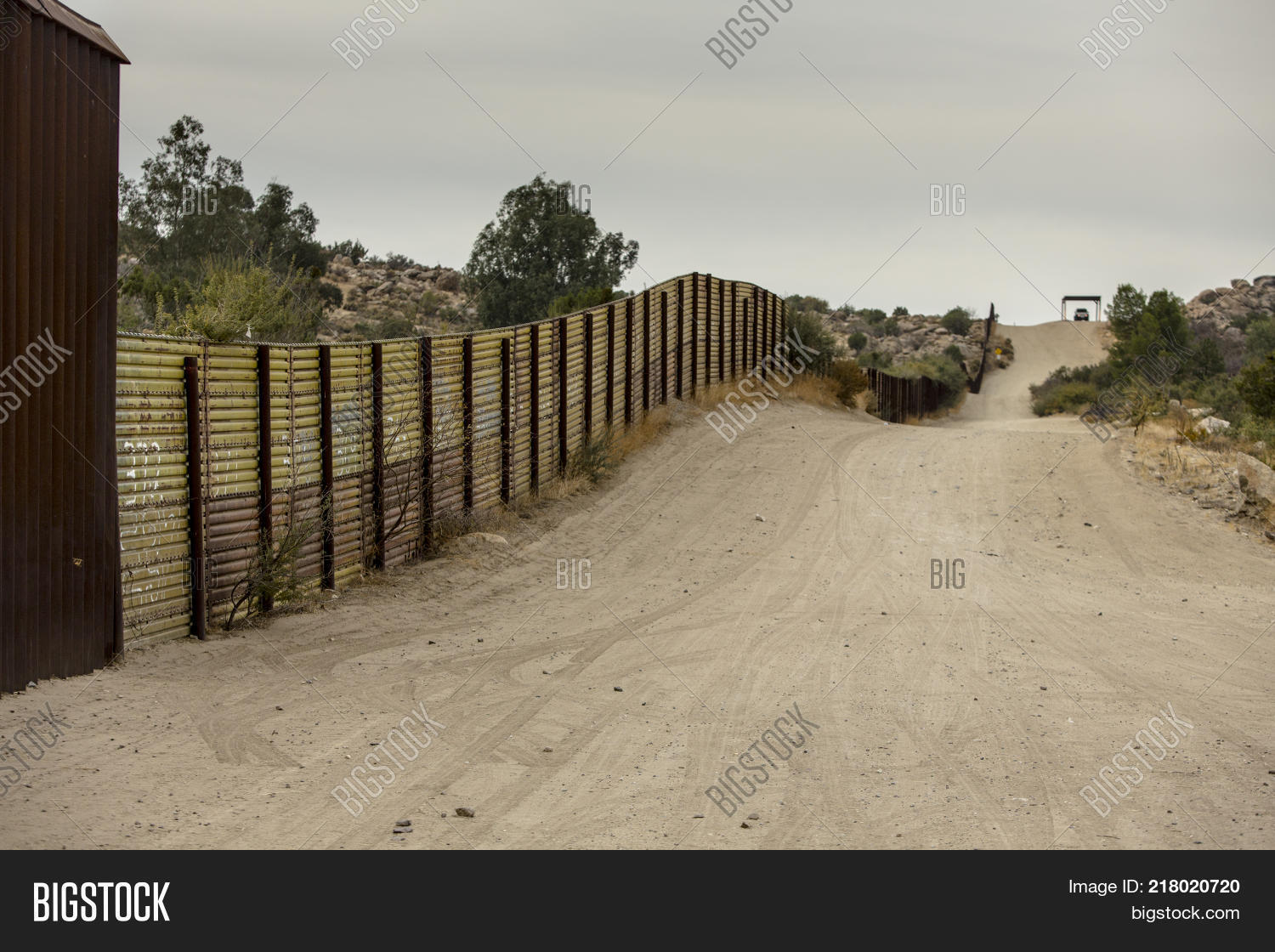 United States Border Image & Photo (Free Trial) | Bigstock