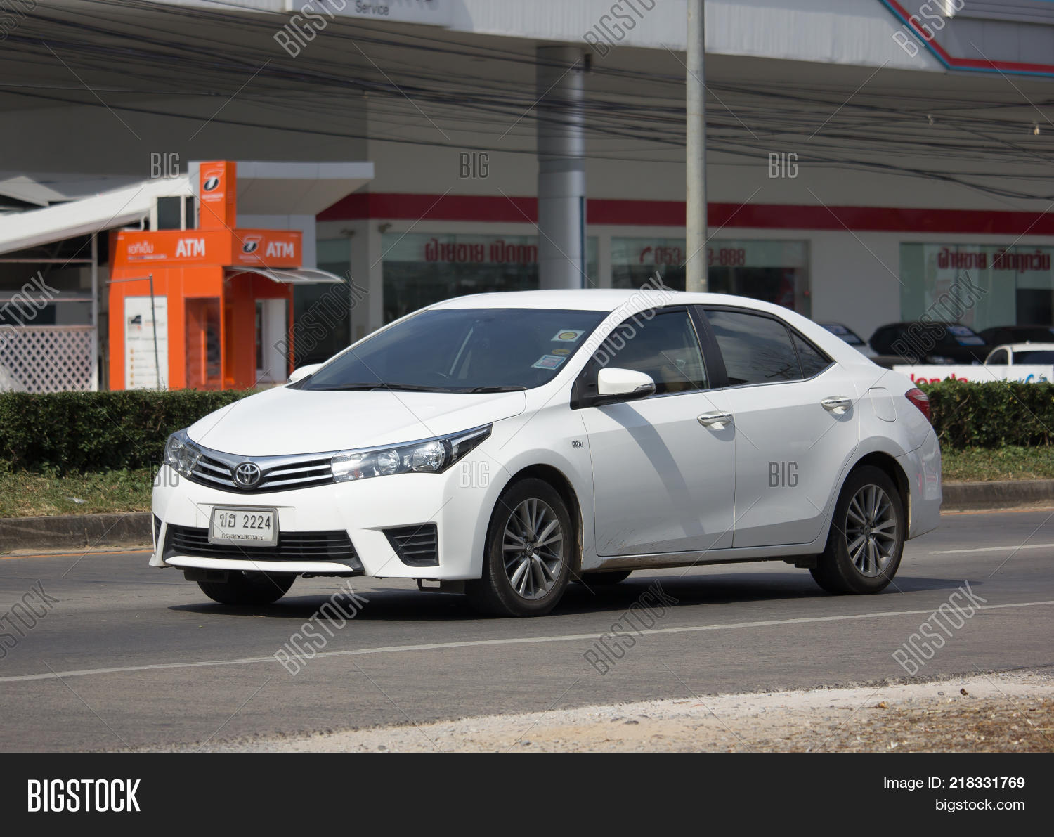 Private Car, Toyota Image & Photo (Free Trial) | Bigstock