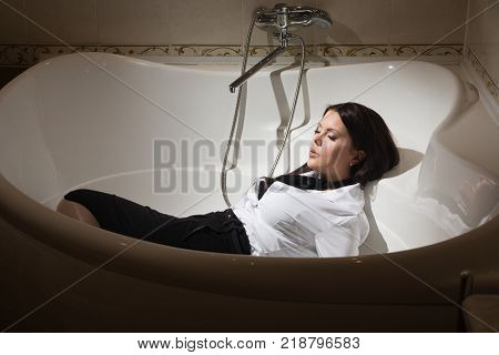 Hitman Strangled Image & Photo (Free Trial) | Bigstock