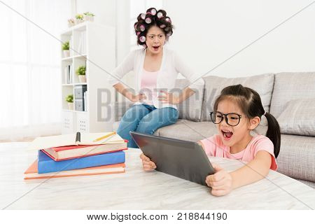 Back View Angry Mother Image & Photo (Free Trial) | Bigstock