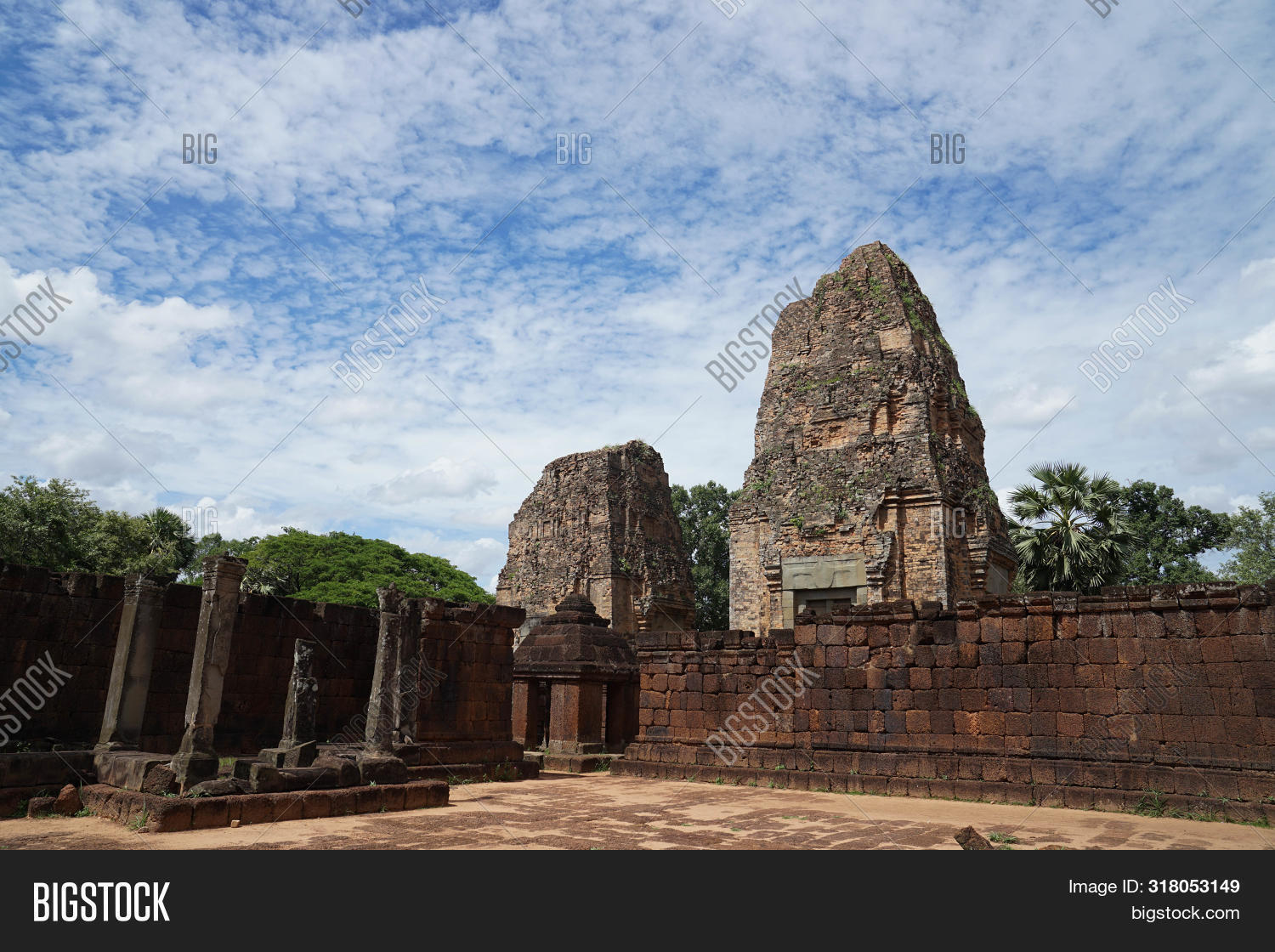 Pre Rup Temple Temple Image & Photo (Free Trial) | Bigstock