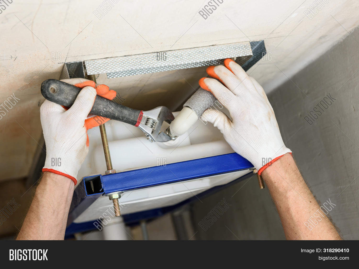 Worker Using Spanner Image & Photo (Free Trial) | Bigstock