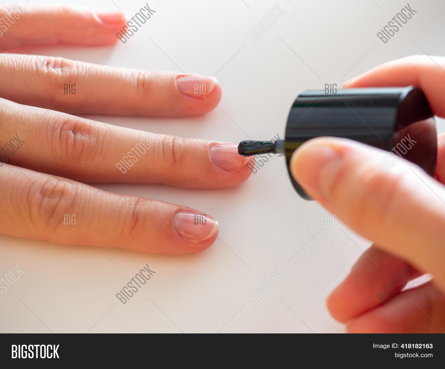 Applying Colorless Image & Photo (Free Trial) | Bigstock