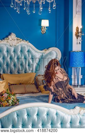 Pretty Sumptuous Woman Image & Photo (Free Trial) | Bigstock