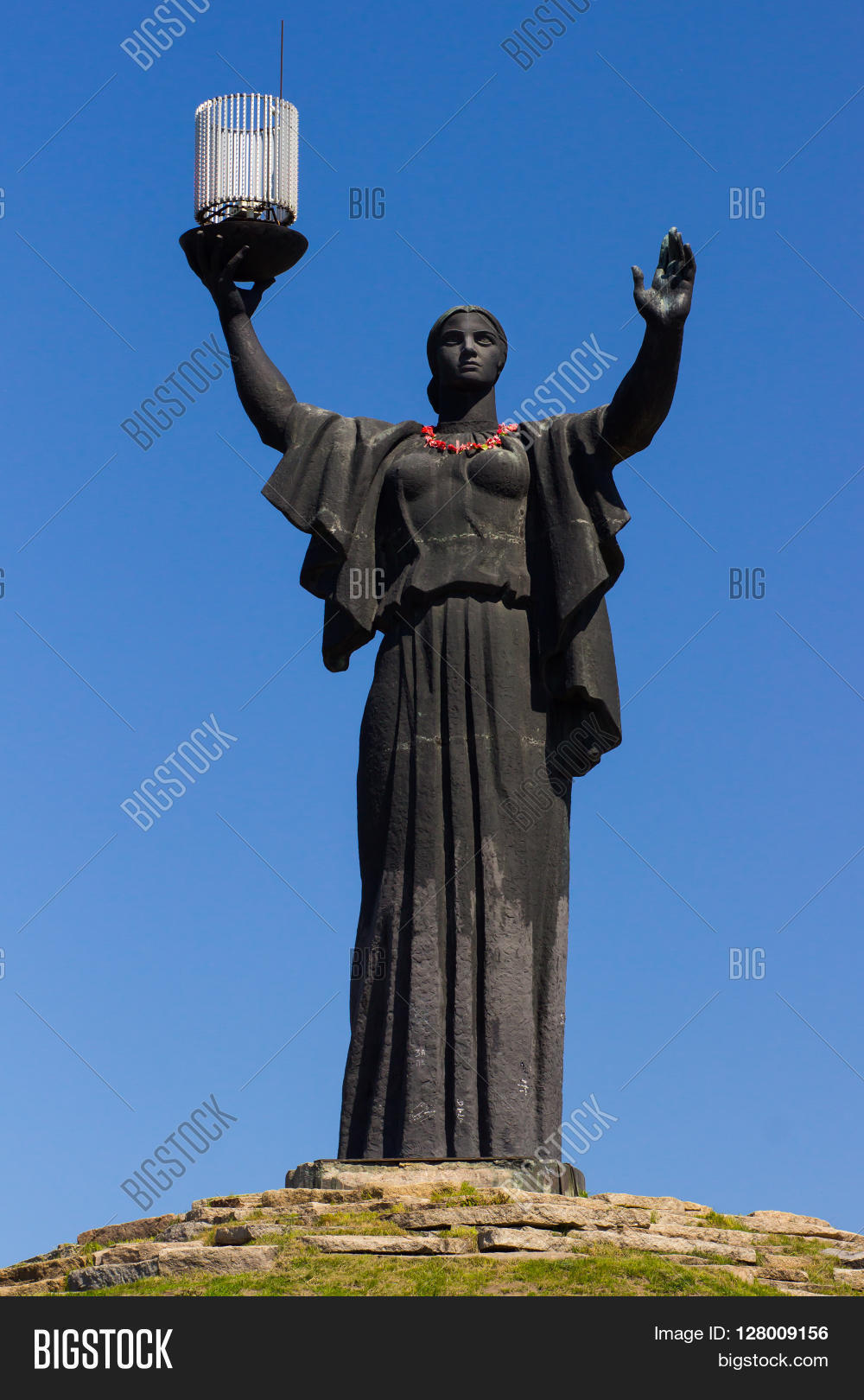 Monument Motherland Image & Photo (Free Trial) | Bigstock