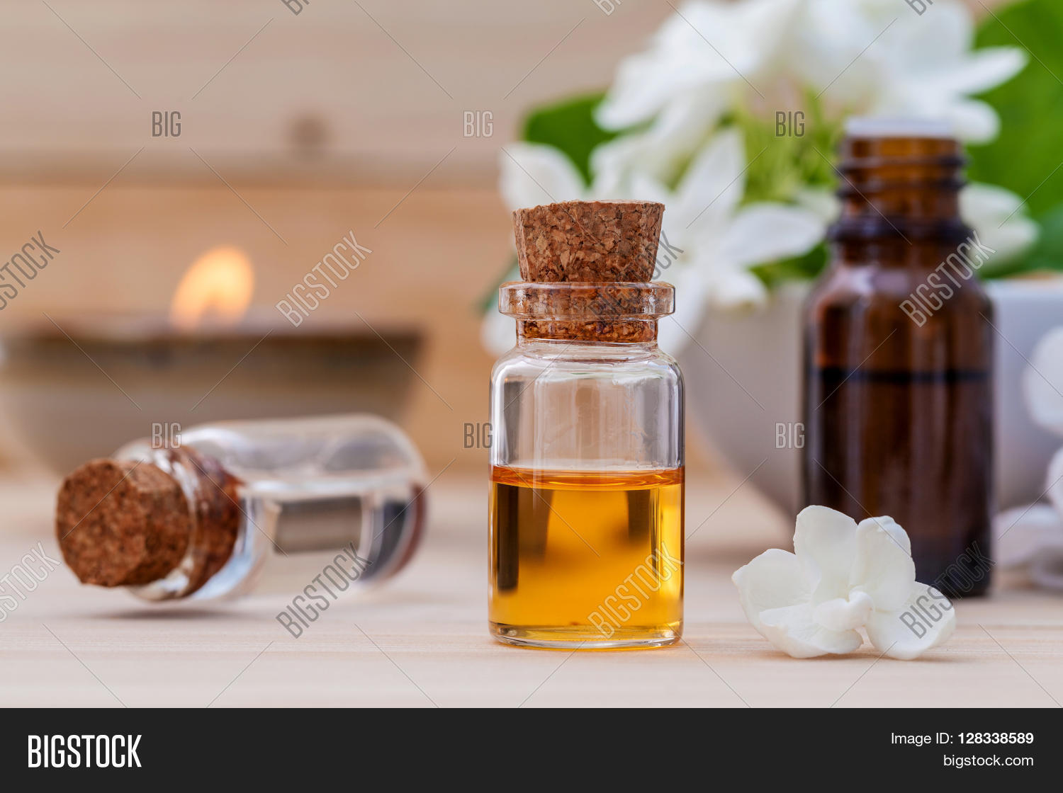 Bottle Essential Oil Image & Photo (Free Trial) | Bigstock