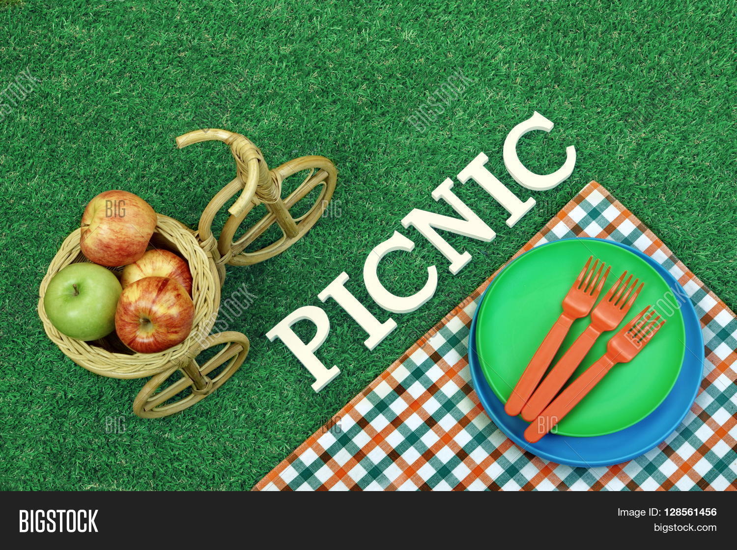 White Sign Picnic On Image & Photo (Free Trial) | Bigstock
