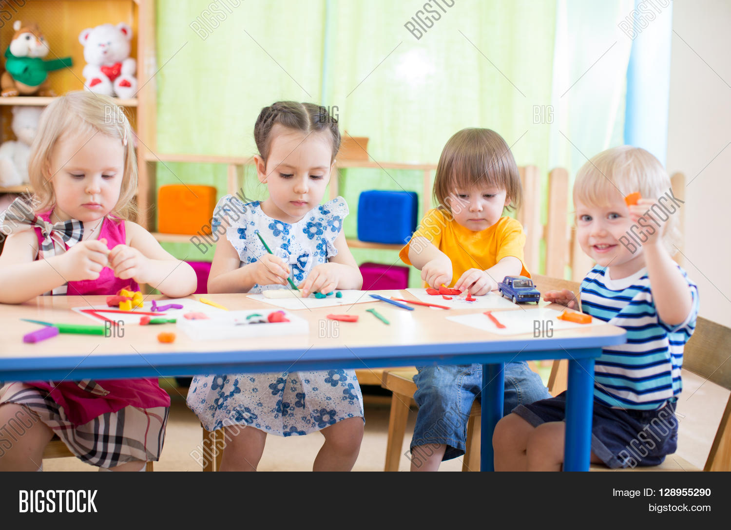Kids Group Learning Image & Photo (Free Trial) | Bigstock