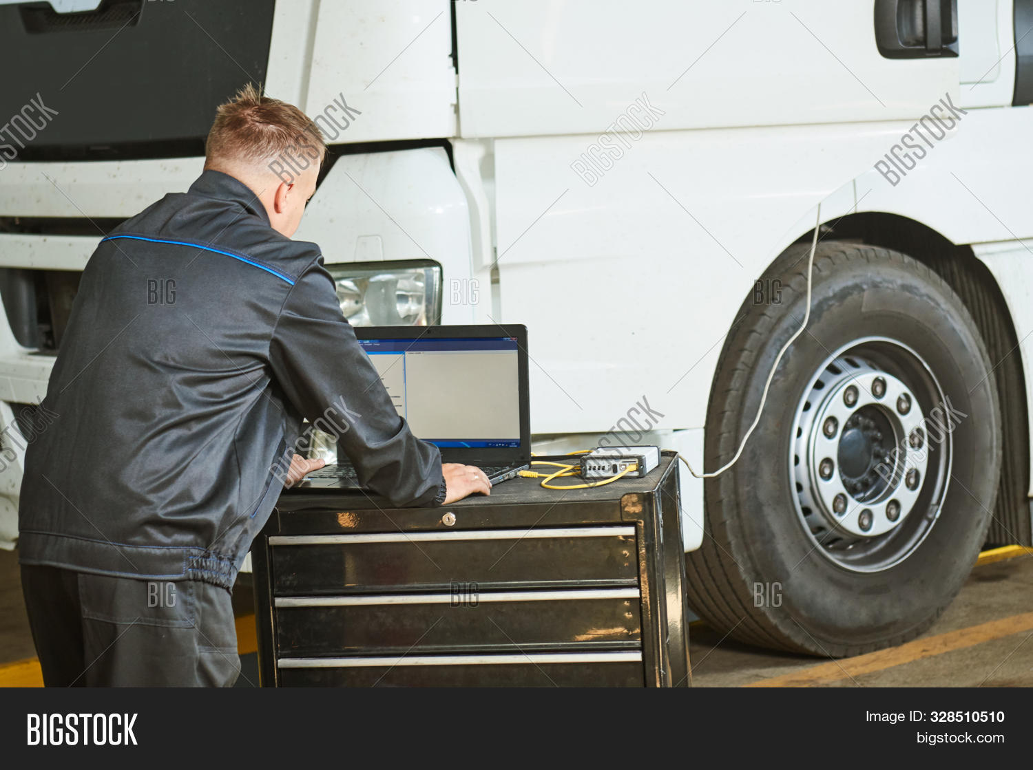 Truck Repair Service. Image & Photo (Free Trial) | Bigstock