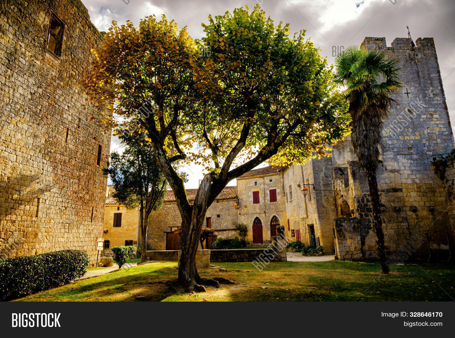 Larressingle, One Most Image & Photo (Free Trial) | Bigstock