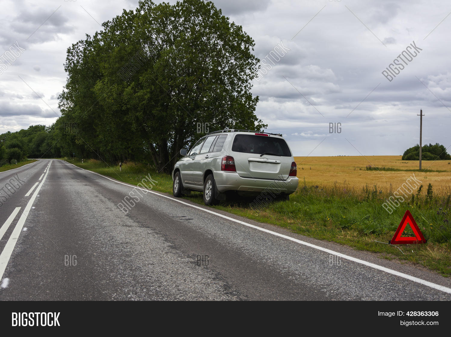 Car Waiting Repair Image & Photo (Free Trial) | Bigstock