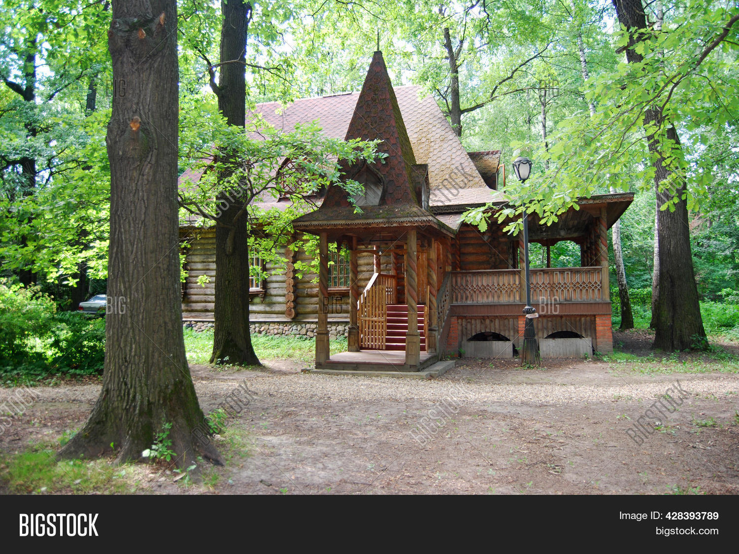 Wooden Log Hut Image & Photo (Free Trial) | Bigstock