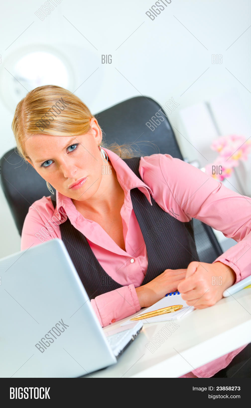Angry Business Woman Image & Photo (Free Trial) | Bigstock
