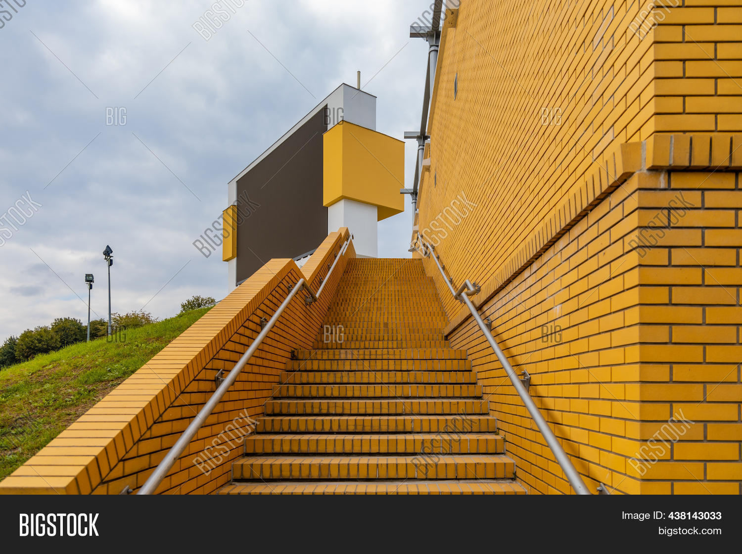 Long Yellow Brick Image & Photo (Free Trial) | Bigstock