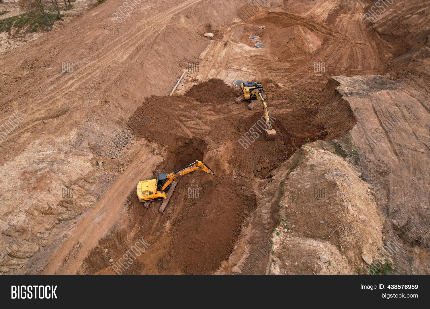 Excavator Load Sand Image & Photo (Free Trial) | Bigstock