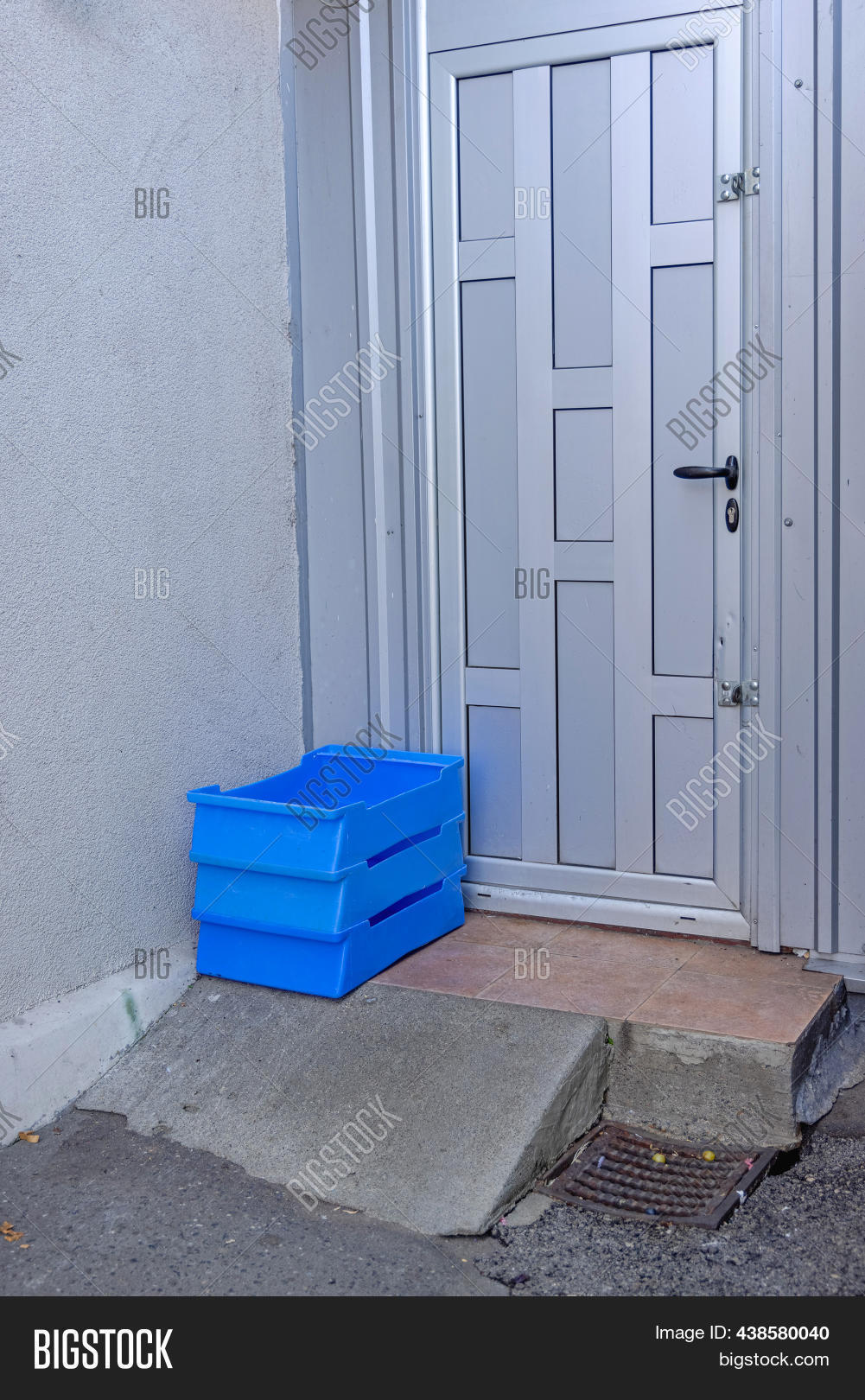 Stacked Milk 图片和照片（免费试用） | Bigstock