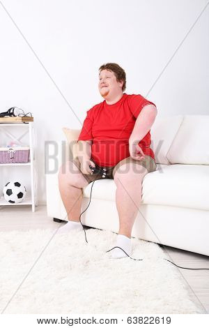 Fat Man Playing Video Image & Photo (Free Trial) | Bigstock