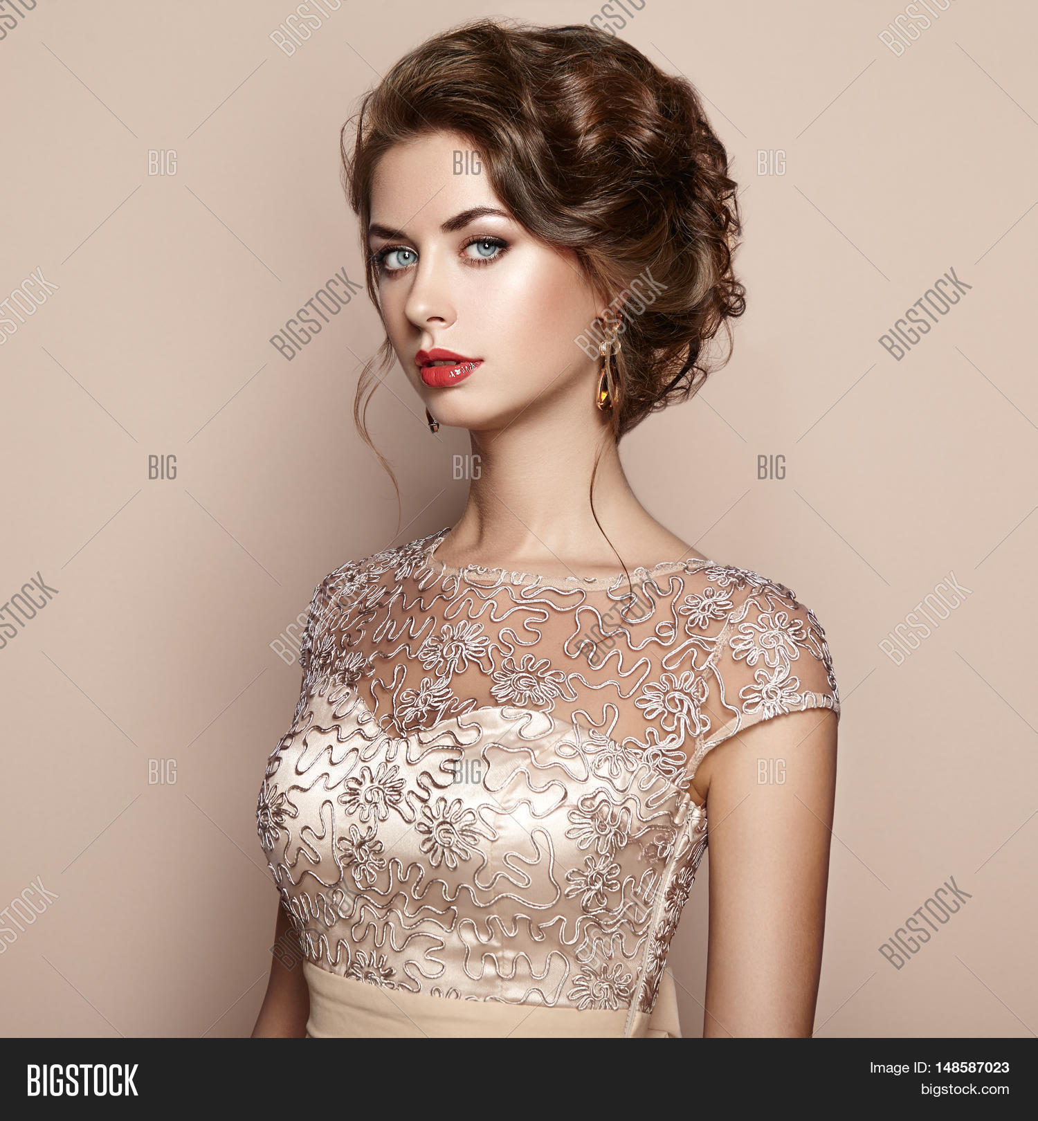 Fashion Portrait Image & Photo (Free Trial) | Bigstock
