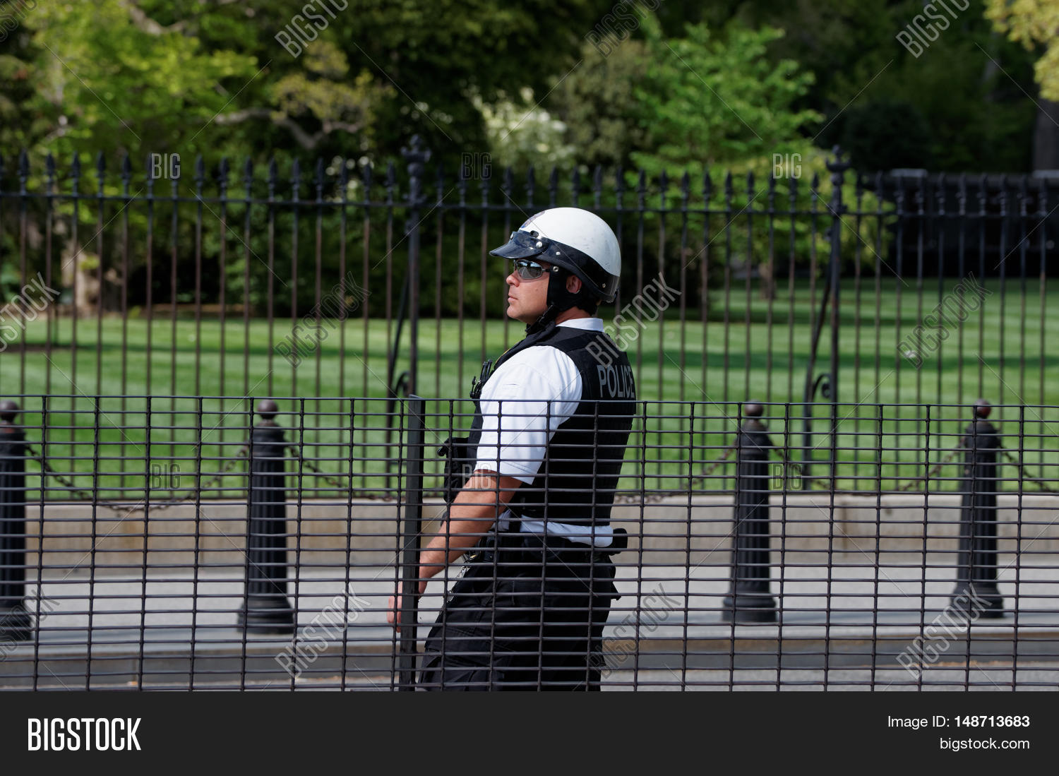 Policeman On Duty Image & Photo (Free Trial) | Bigstock