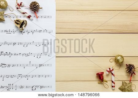 Christmas Music Notes Background Images, Illustrations & Vectors (Free ...