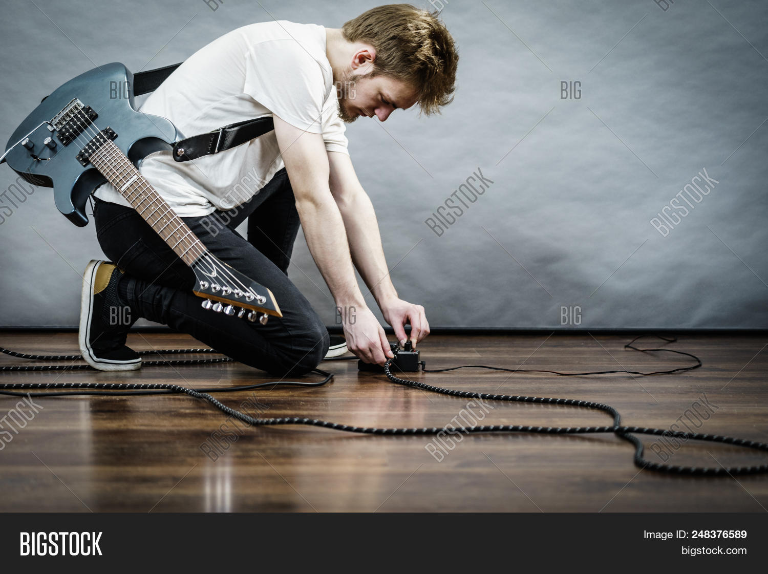 Man Musical Instrument Image & Photo (Free Trial) | Bigstock