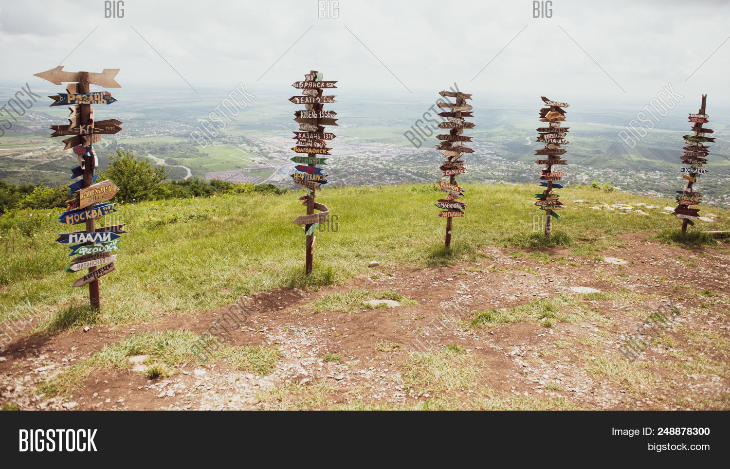 Columns Direction Image & Photo (Free Trial) | Bigstock