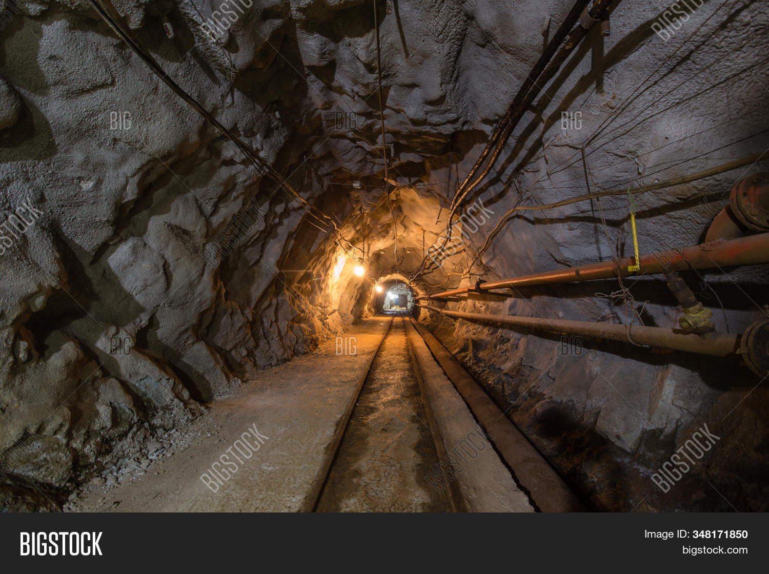 Underground Gold Ore Image & Photo (Free Trial) | Bigstock