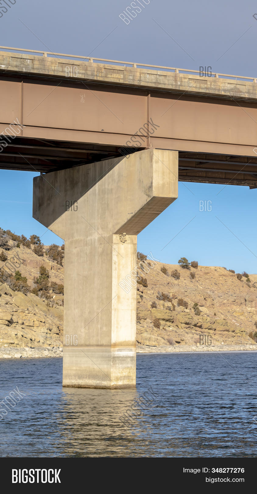 Vertical Frame Beam Image & Photo (Free Trial) | Bigstock