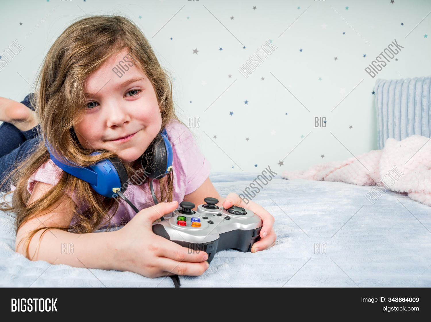 Kids Gaming Video Image & Photo (Free Trial) | Bigstock