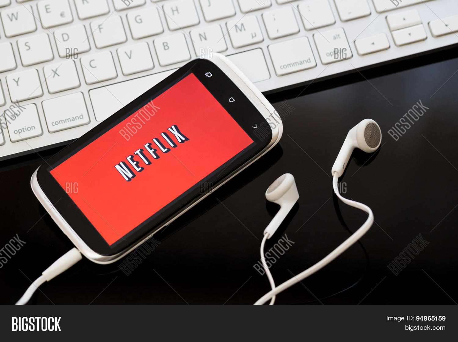 Netflix Service Logo Image & Photo (Free Trial) | Bigstock