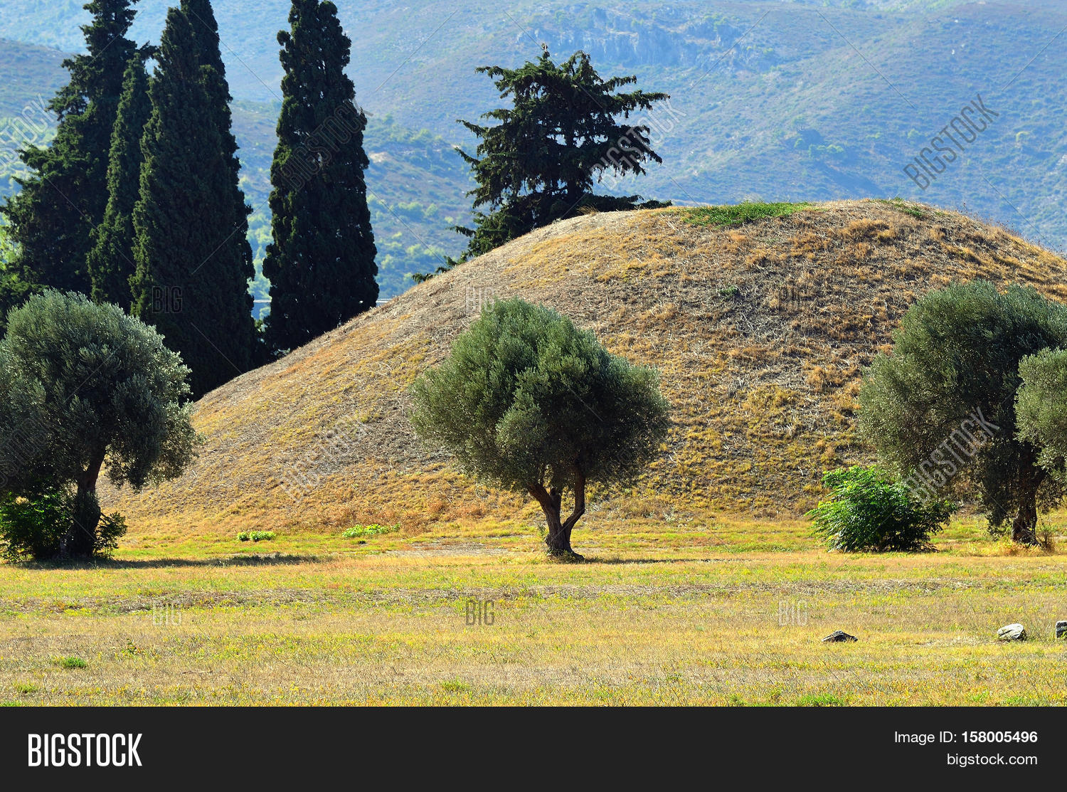 Tumulus Burial Mound Image & Photo (Free Trial) | Bigstock