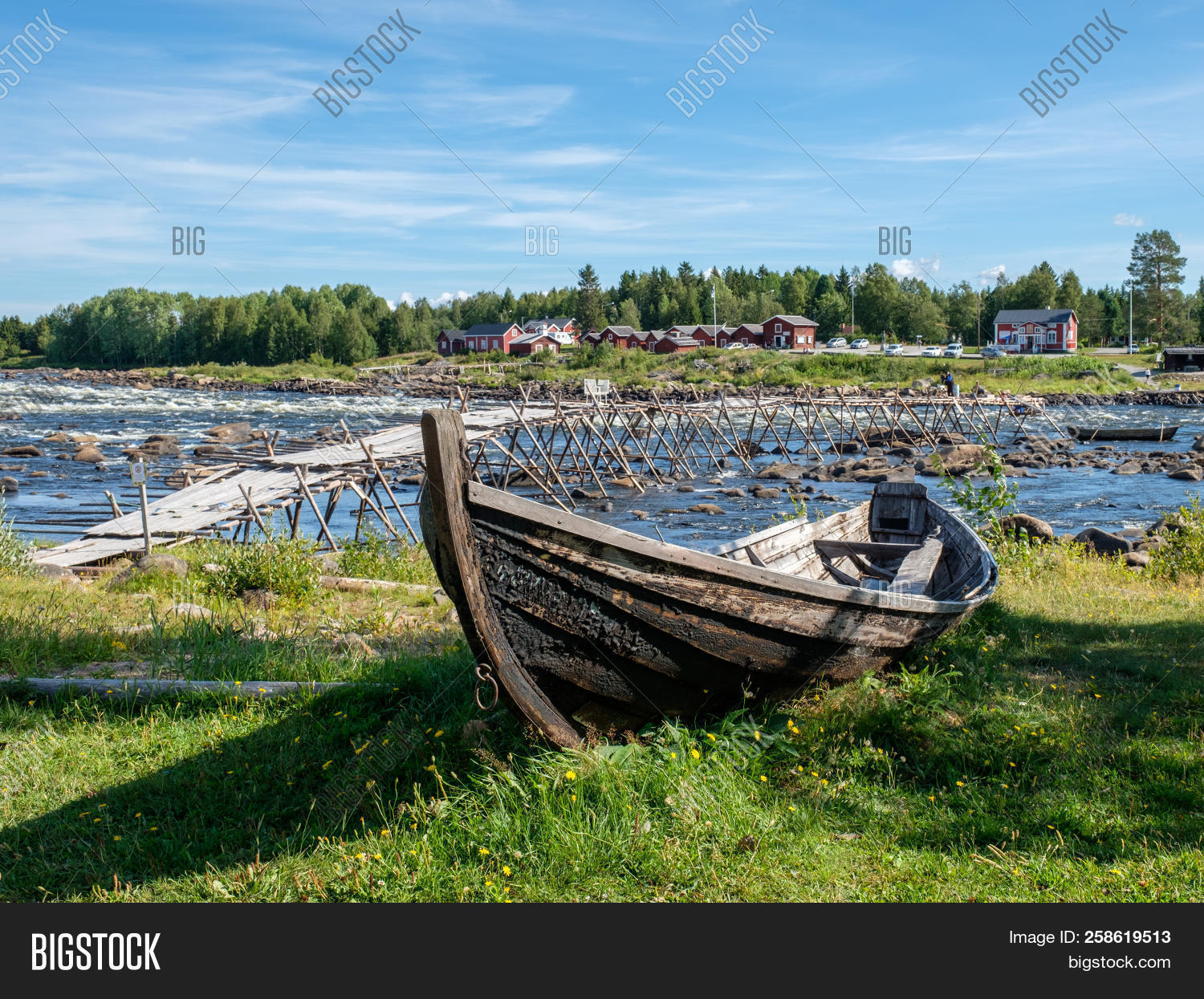 Traditional Rowboat On Image & Photo (Free Trial) | Bigstock