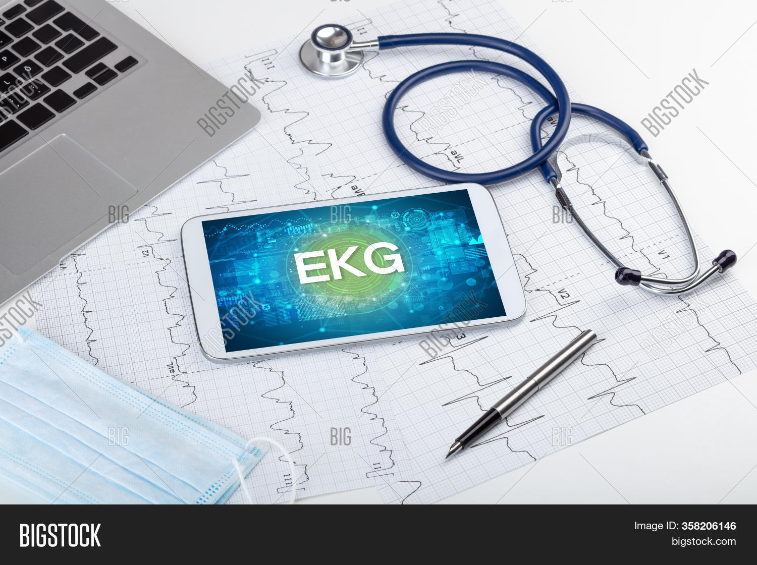 Close- View Tablet Pc Image & Photo (Free Trial) | Bigstock