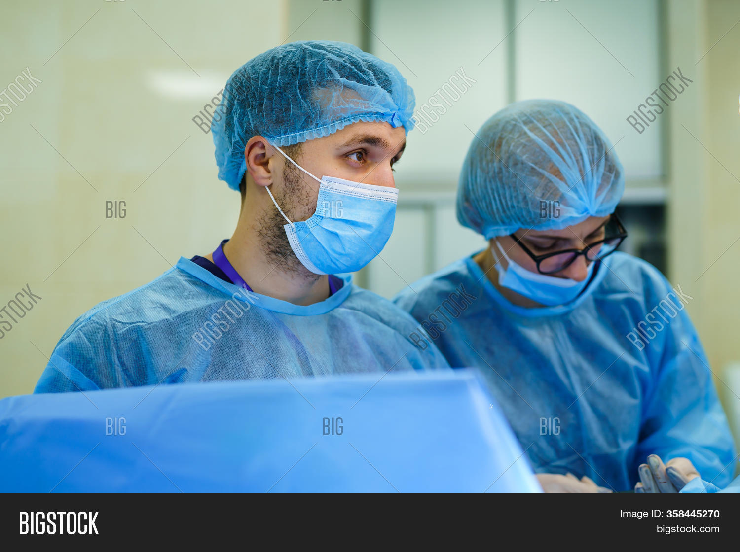 Team Surgeons Image & Photo (Free Trial) | Bigstock