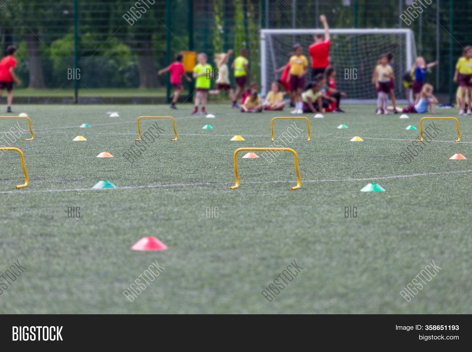Children Competing Image & Photo (Free Trial) | Bigstock