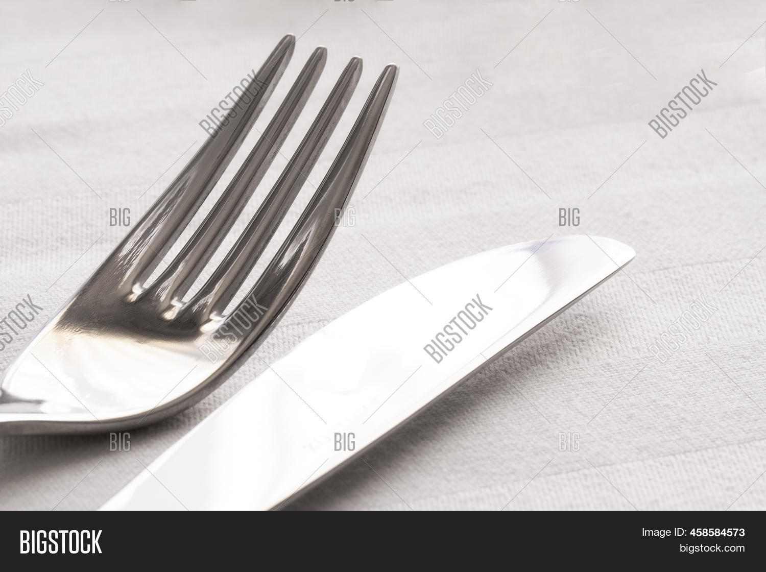 Close Dinning Set Image & Photo (Free Trial) | Bigstock