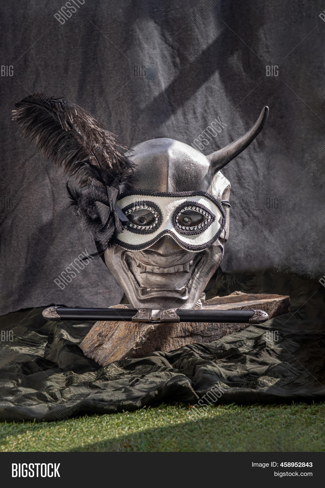 Traditional Japanese Image & Photo (Free Trial) | Bigstock