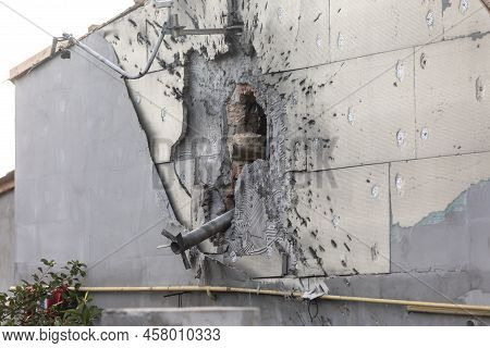 Unexploded Rocket Seen Image & Photo (Free Trial) | Bigstock