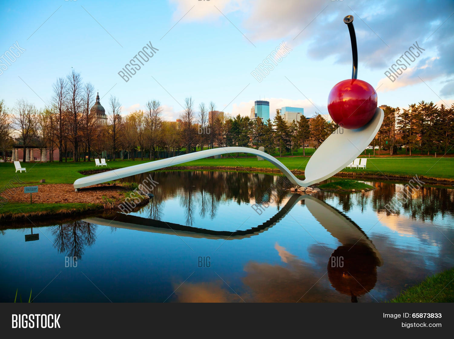 Spoonbridge Cherry Image & Photo (Free Trial) | Bigstock