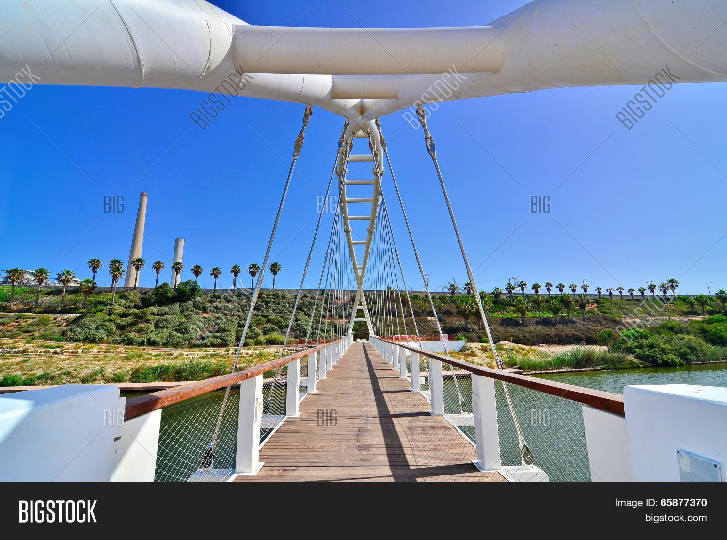 Bridge Strings Power Image & Photo (Free Trial) | Bigstock