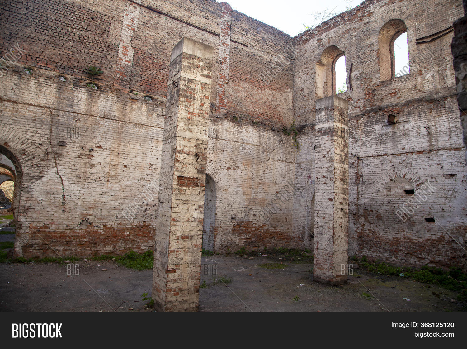 Ruins Old Brick Image & Photo (Free Trial) | Bigstock