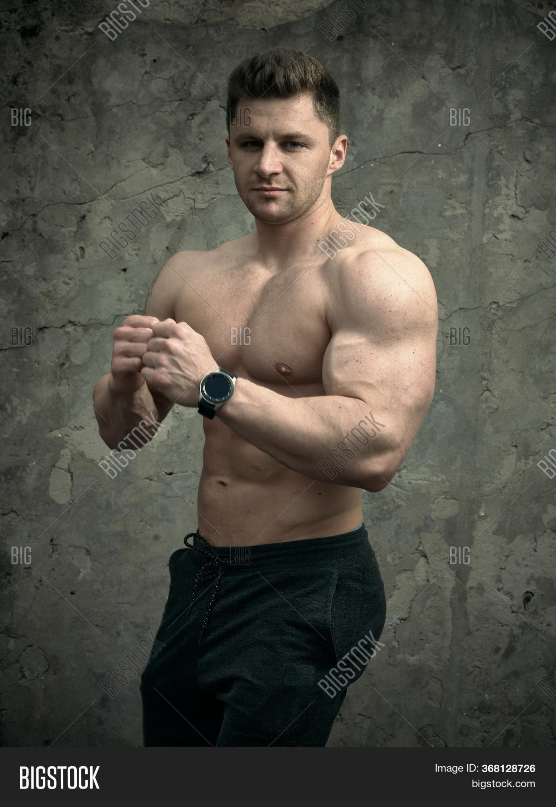 Handsome Muscular Man Image & Photo (Free Trial) | Bigstock