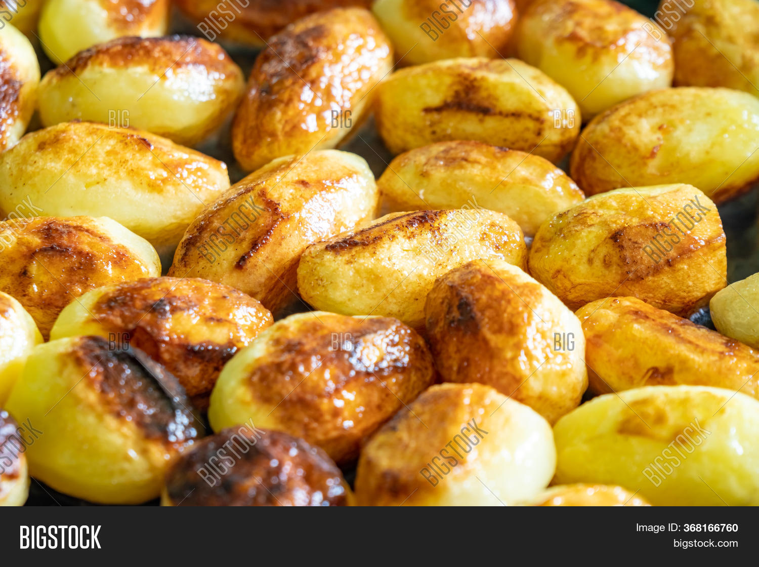 Small Fresh Potatoes Image & Photo (Free Trial) | Bigstock