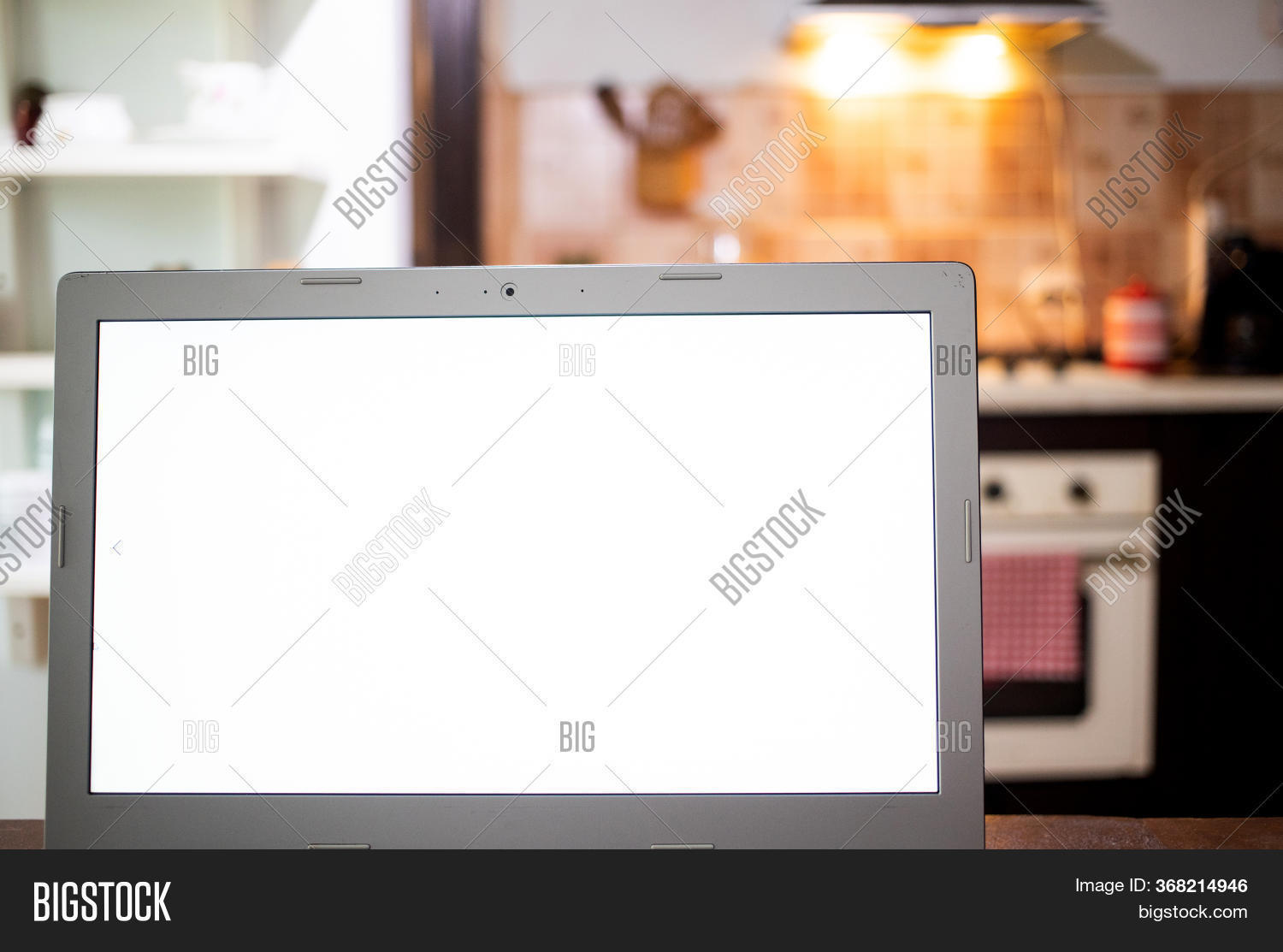 Empty Laptop Screen Image & Photo (Free Trial) | Bigstock