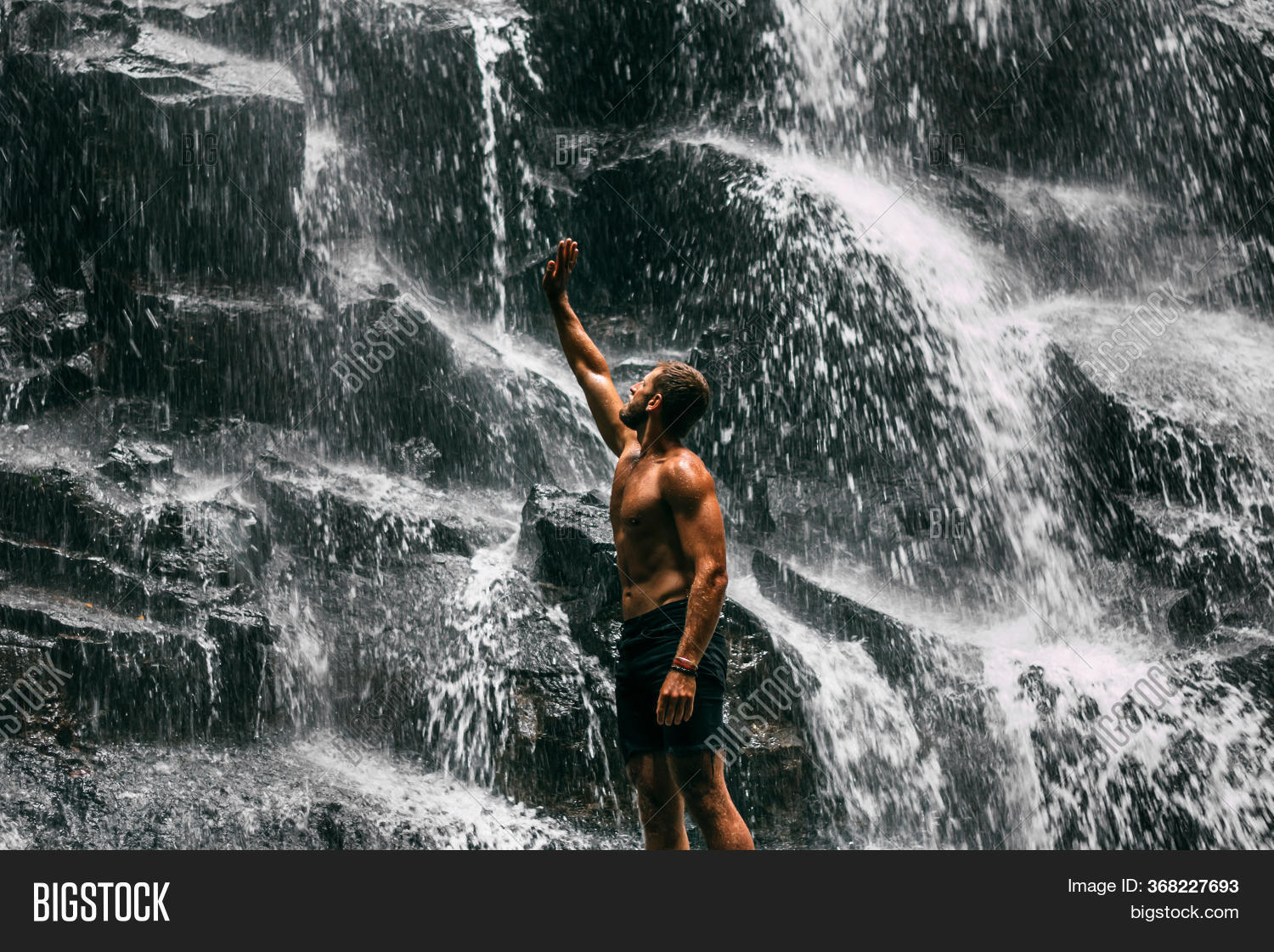 Man Athletic Build Image & Photo (Free Trial) | Bigstock